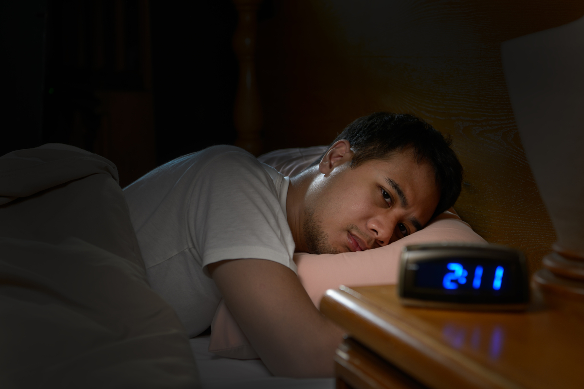 Insomnia, sleeping less than six hours may increase risk of cognitive ...